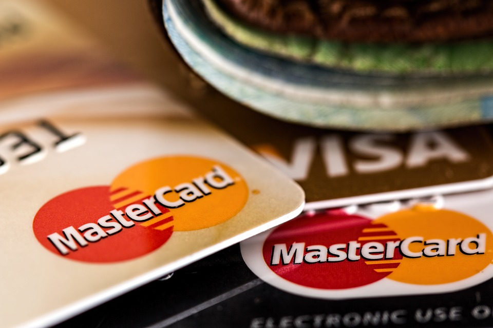 Small Businesses and Consumers Are in Conflict on Payment Preferences ...