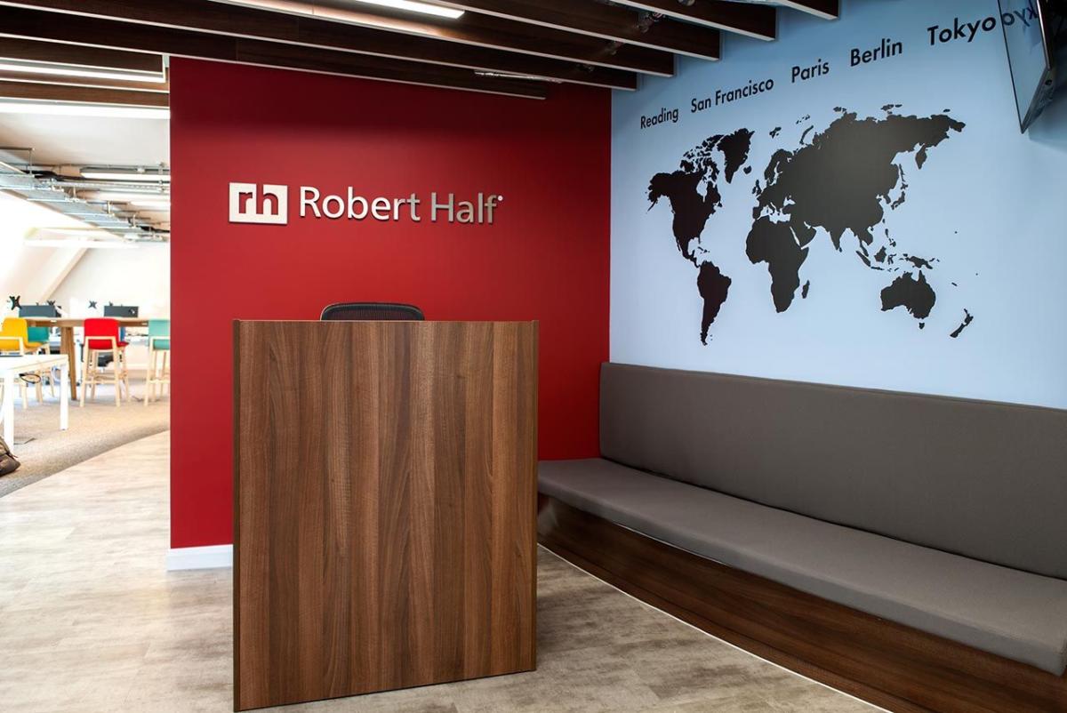 Nearly 4 in 10 Professionals Plan to Look for a New Job in 2026, Robert ...